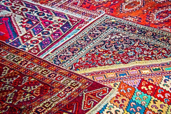 Understanding the Value of Persian and Oriental Rugs - Taghavi's ...